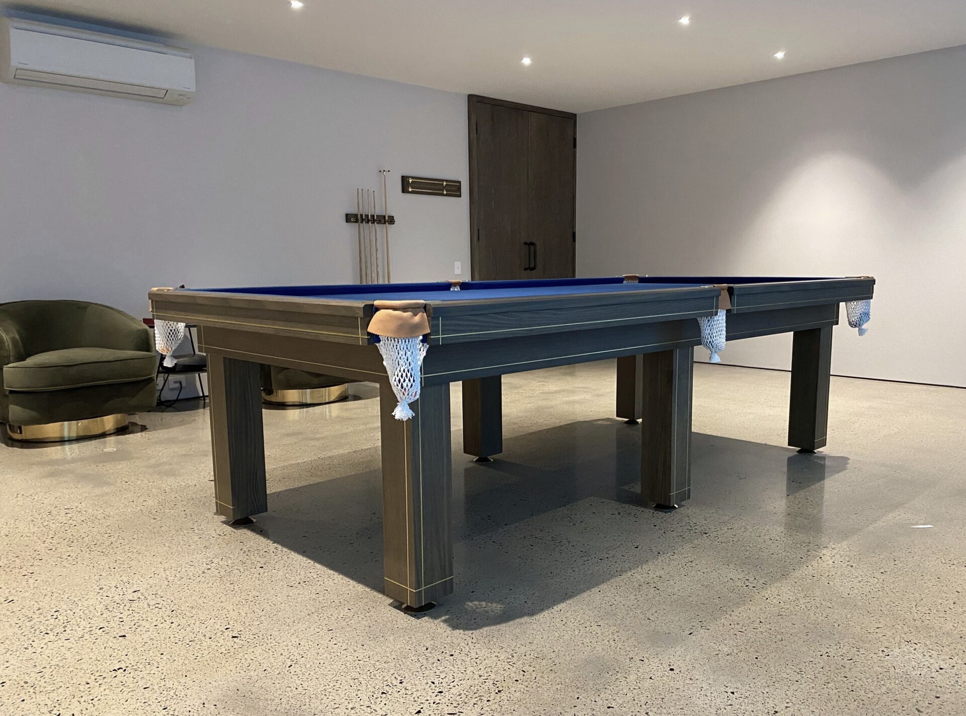 Contemporary Tables – Heiron & Smith Billiard Tables